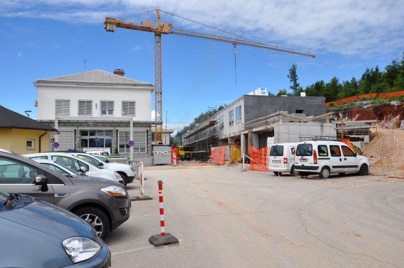 Zdravstveni dom Grosuplje dobiva končno podobo - grosuplje.si